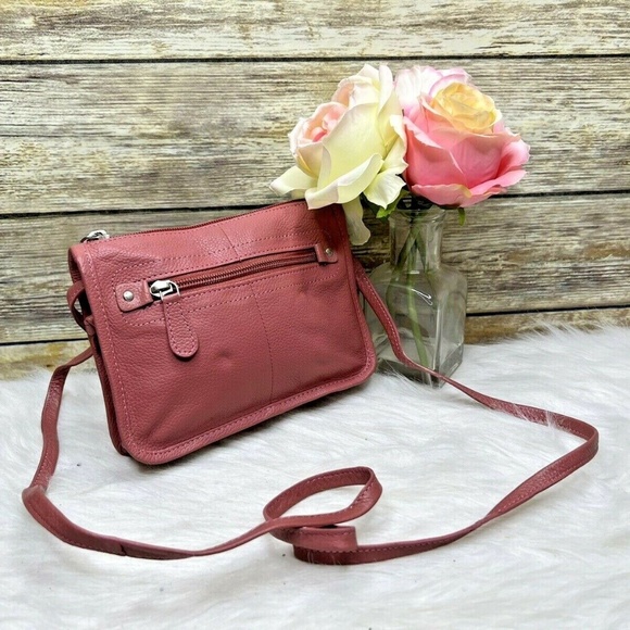 hotter | Bags | Hotter Pink Pebbled Genuine Leather Small Purse ...